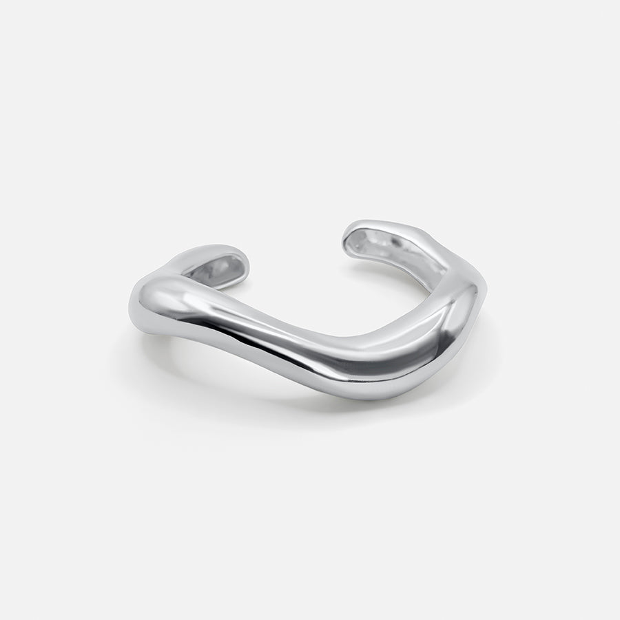 SCULPTURAL OPEN BRACELET - SILVER – SAEGE