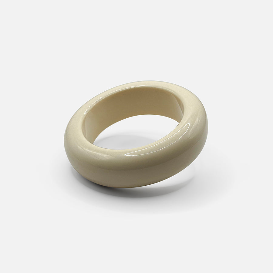 Cashew Rounded Bangle – SAEGE