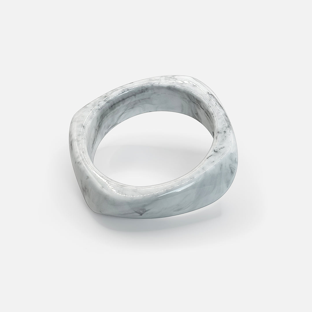 WHITE MARBLE BANGLE – SAEGE